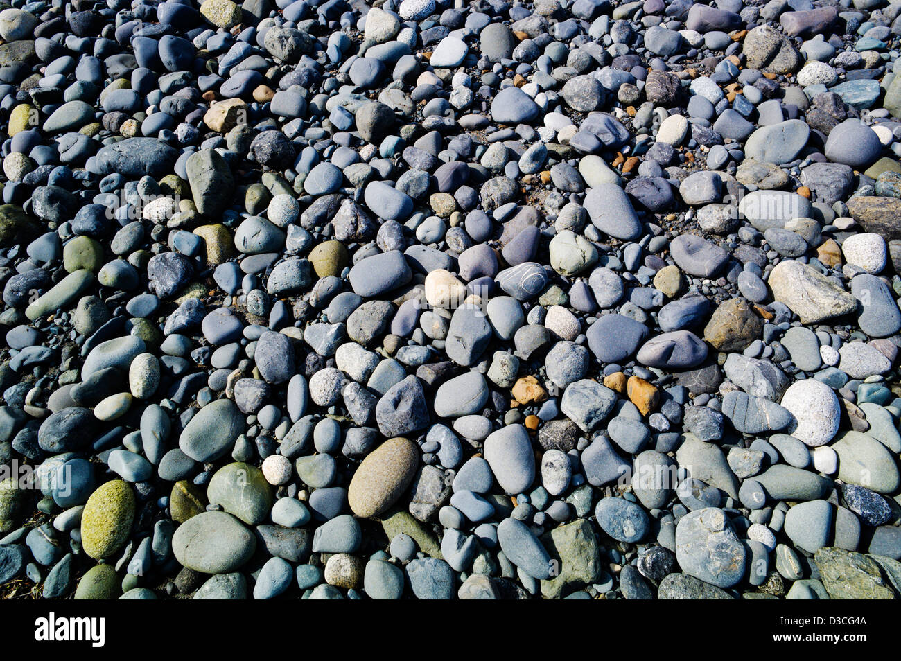 Stones worn by sea hi-res stock photography and images - Alamy