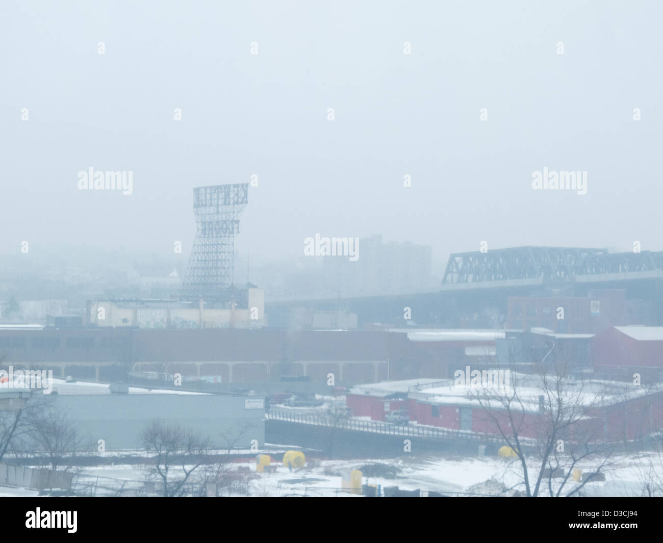 Stop sign in snow drift hi-res stock photography and images - Alamy