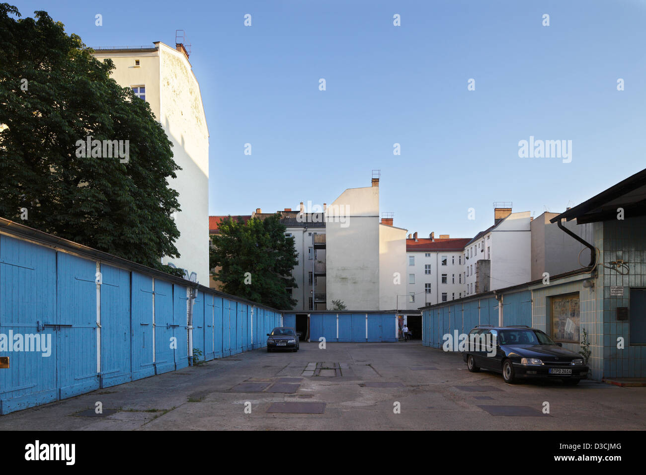 Berlin garages hi-res stock photography and images - Alamy