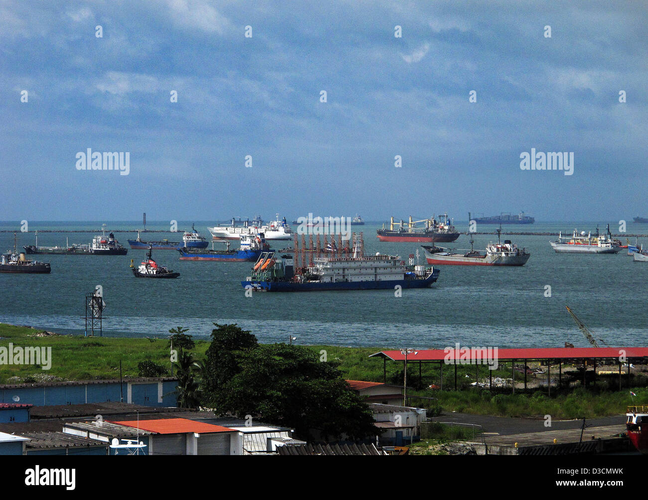 Ships heading for caribbean hi-res stock photography and images - Alamy