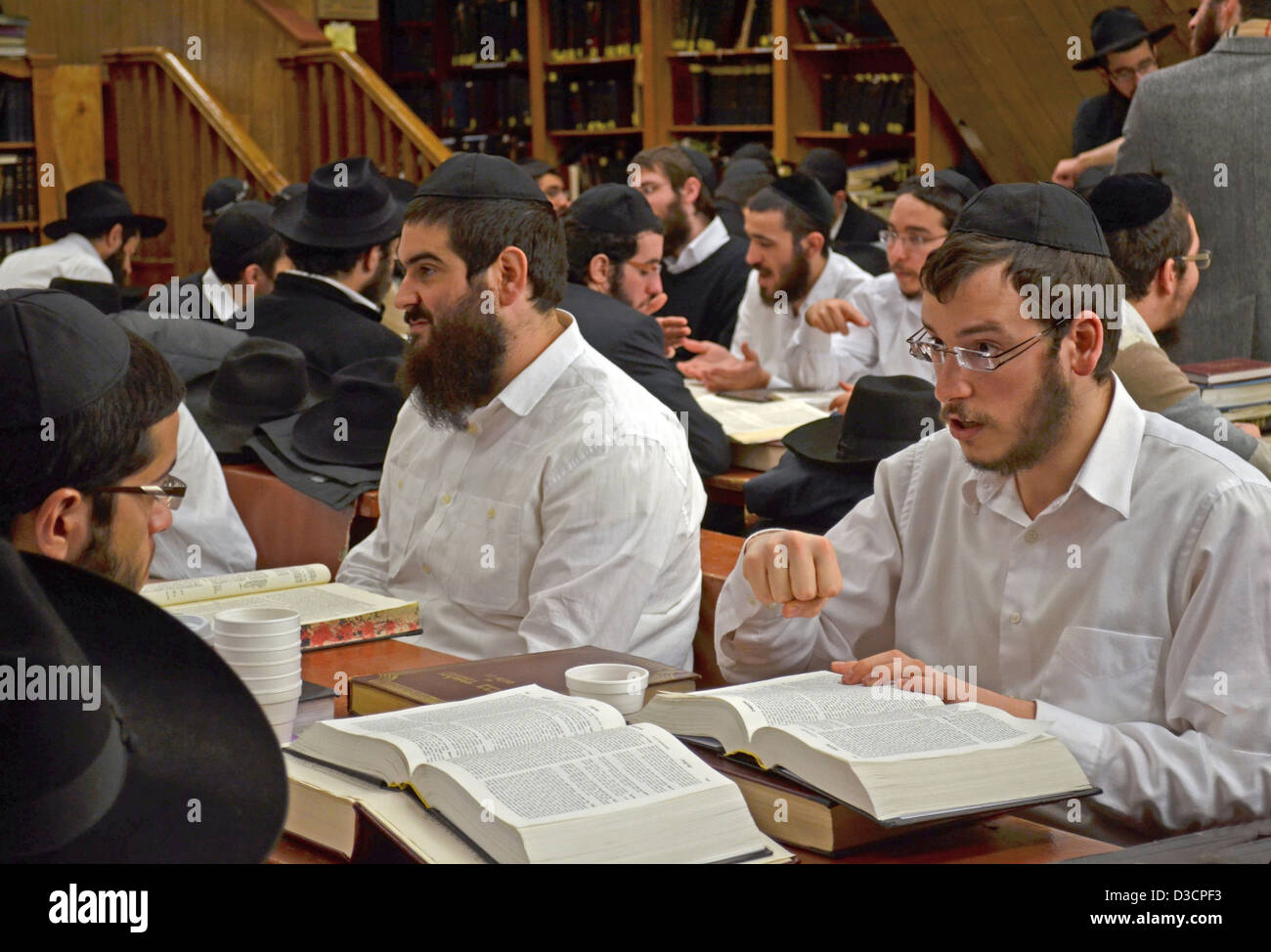 Chabad classroom hi-res stock photography and images - Alamy