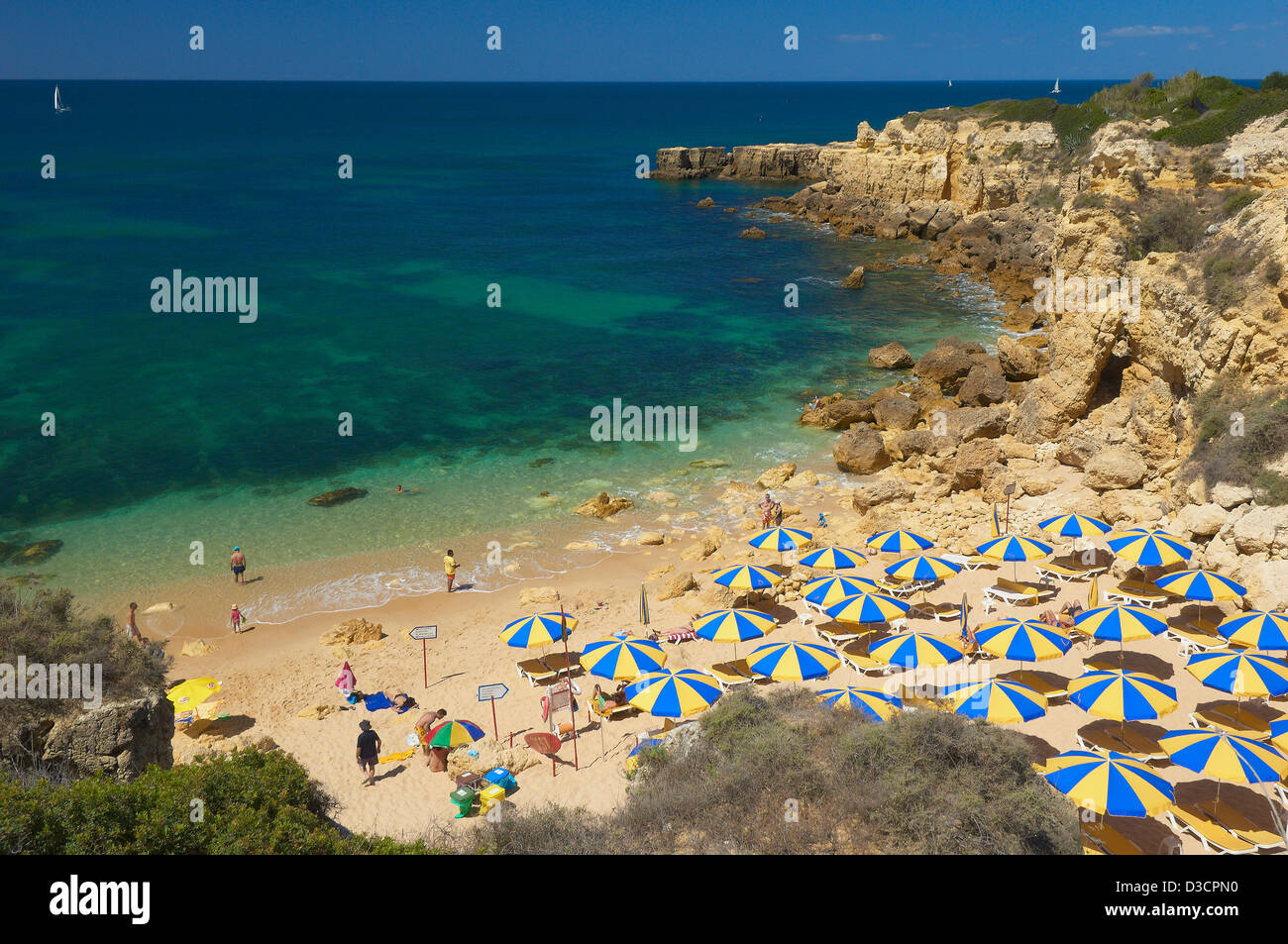 Do Castelo Beach, Albufeira, Praia Do Castelo, Algarve, Portugal ...