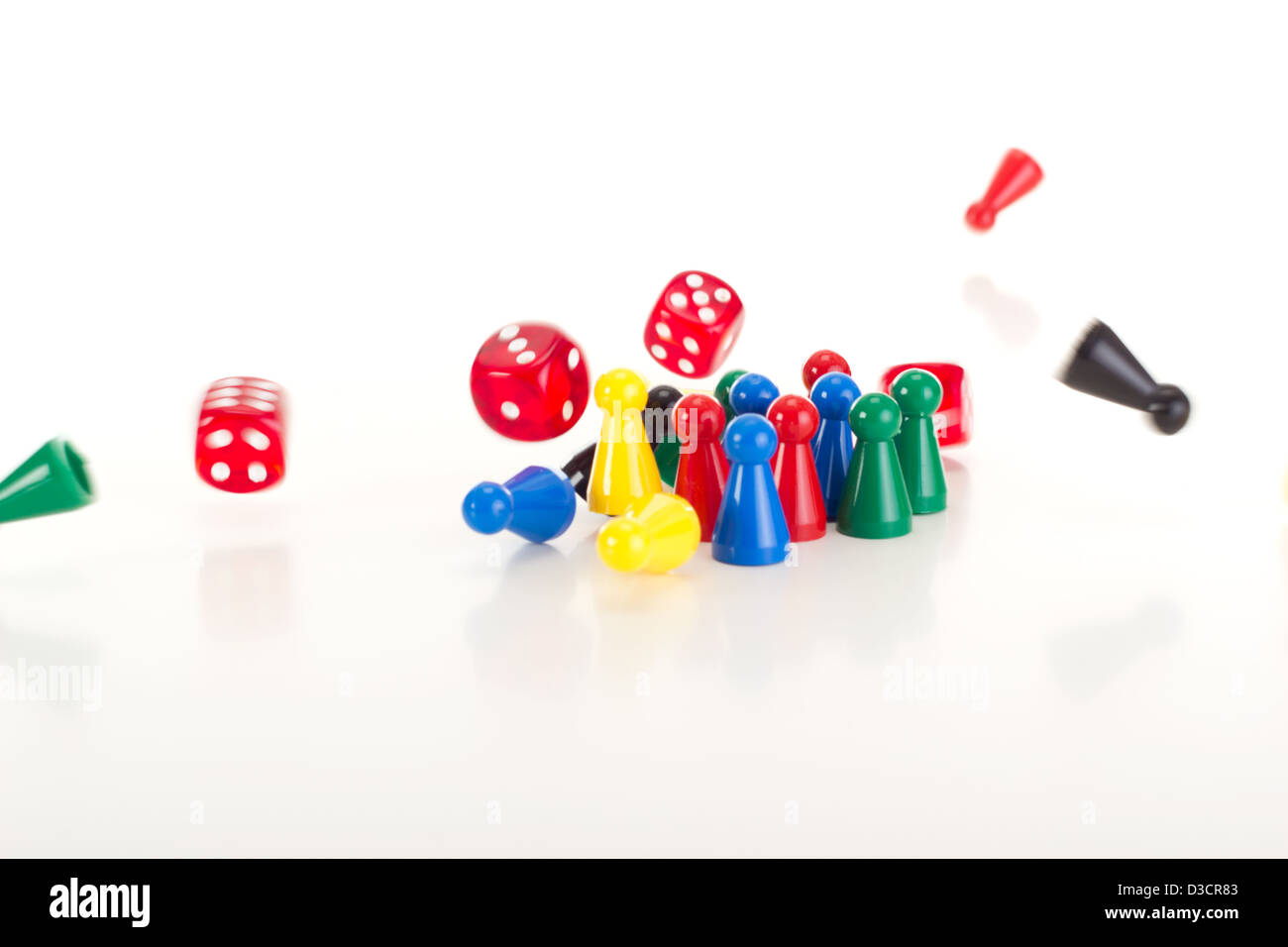 Throwing dice hi-res stock photography and images - Alamy