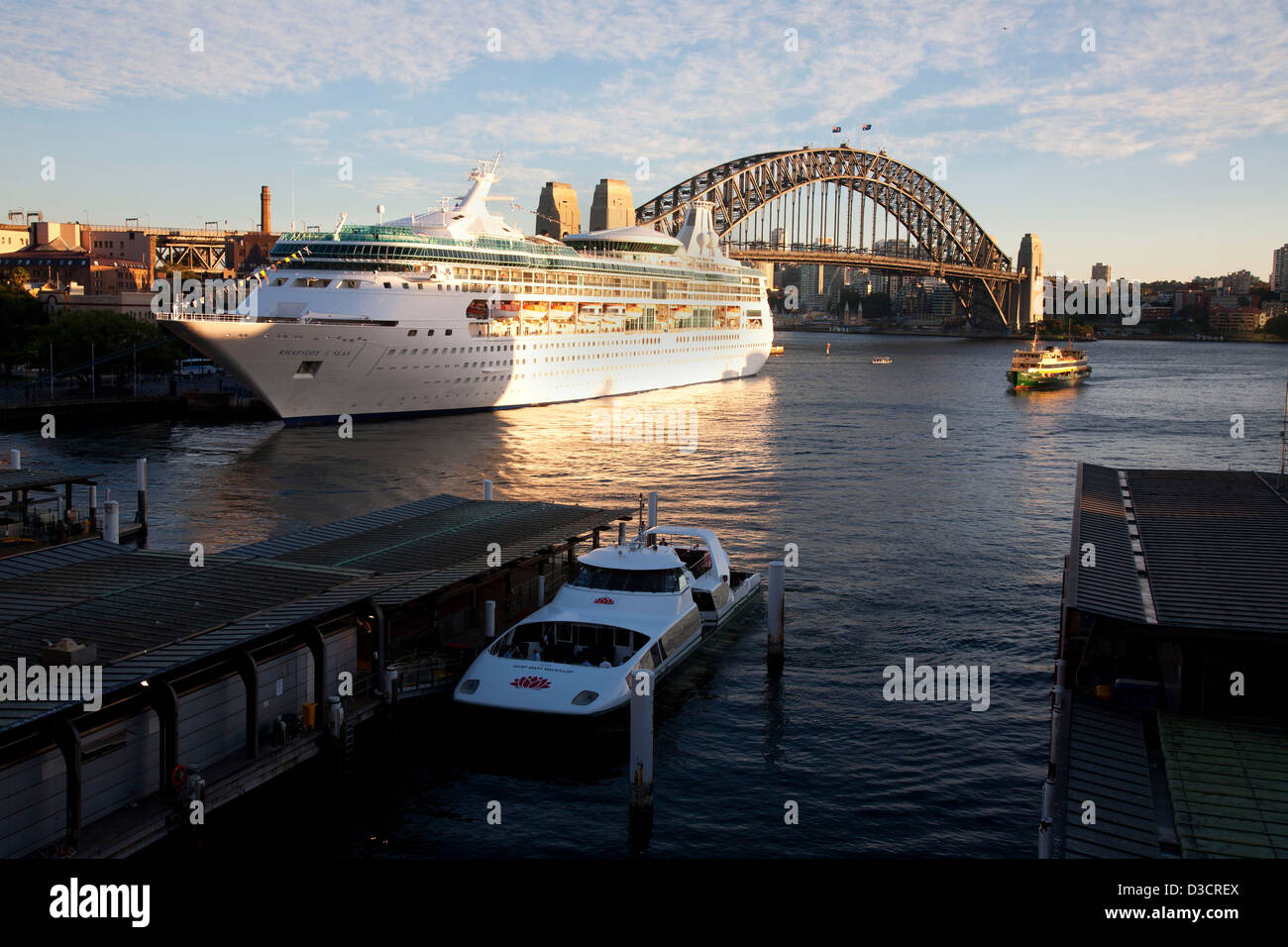 Ferry vessel sydney hi-res stock photography and images - Alamy