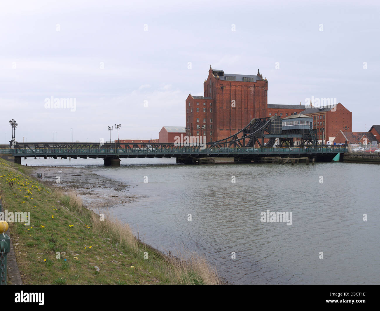 View of the river Freshney at Grimsby Stock Photo - Alamy
