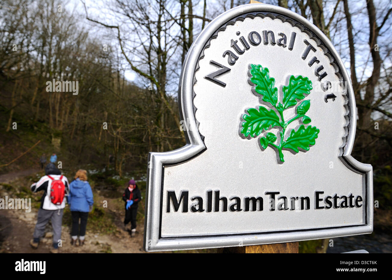 Malham sign hi-res stock photography and images - Alamy