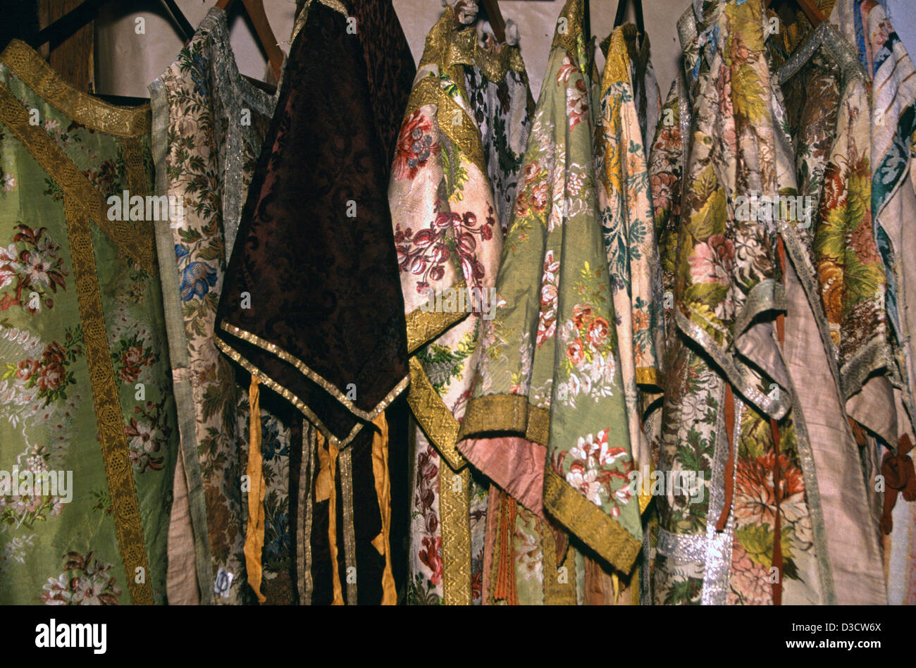 Croatia traditional costume fabric hi-res stock photography and images ...