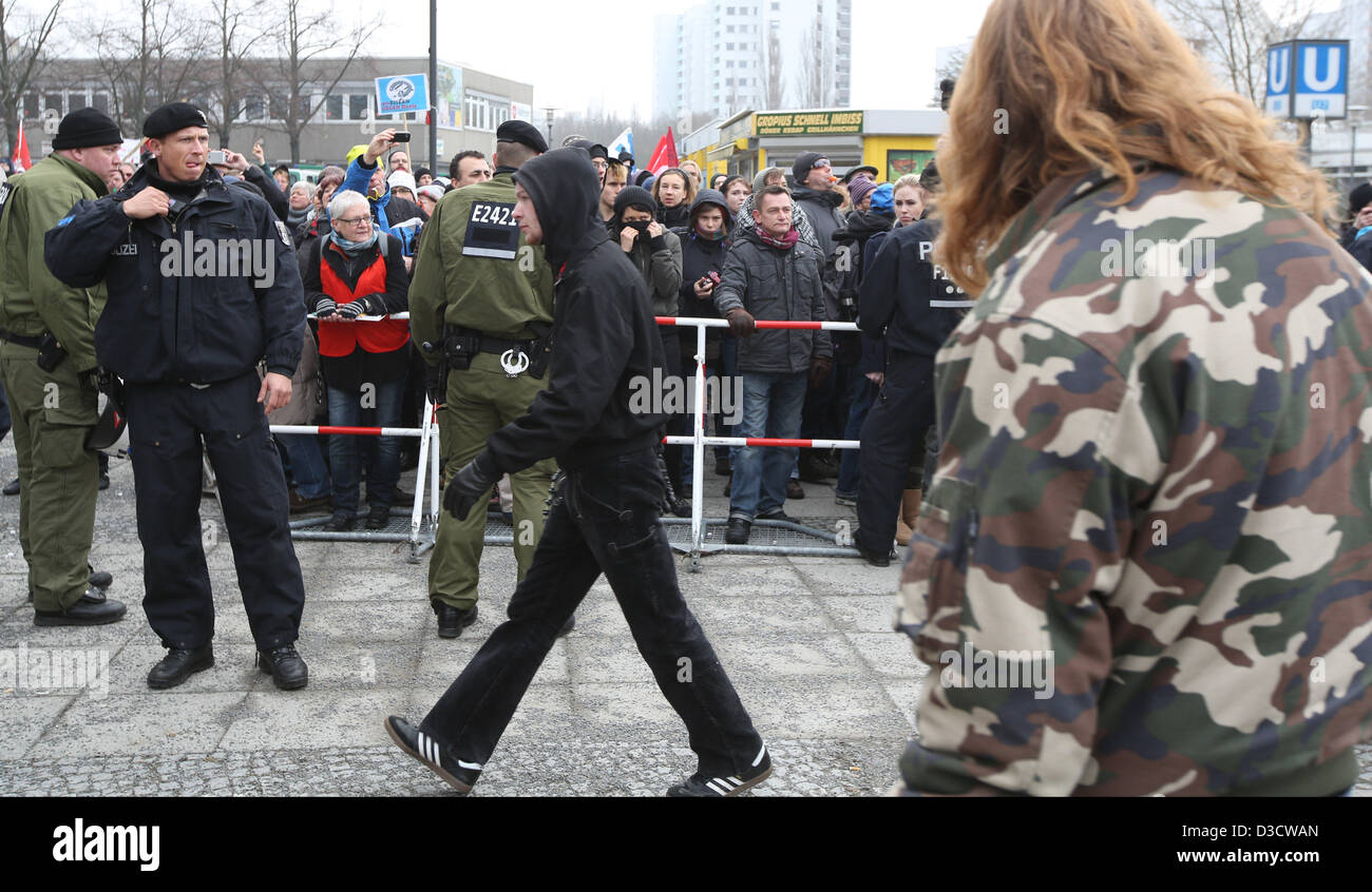 Npd rally in berlin hi-res stock photography and images - Alamy