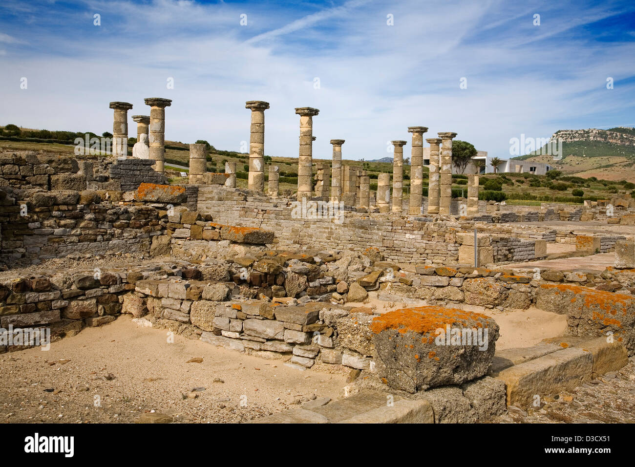 Monumento bolonia hi-res stock photography and images - Alamy