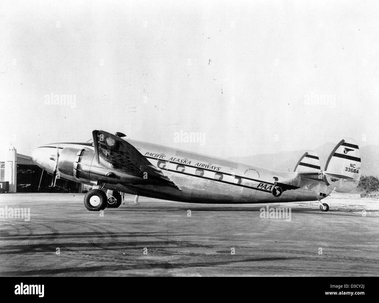 Lockheed Lodestar High Resolution Stock Photography and Images - Alamy