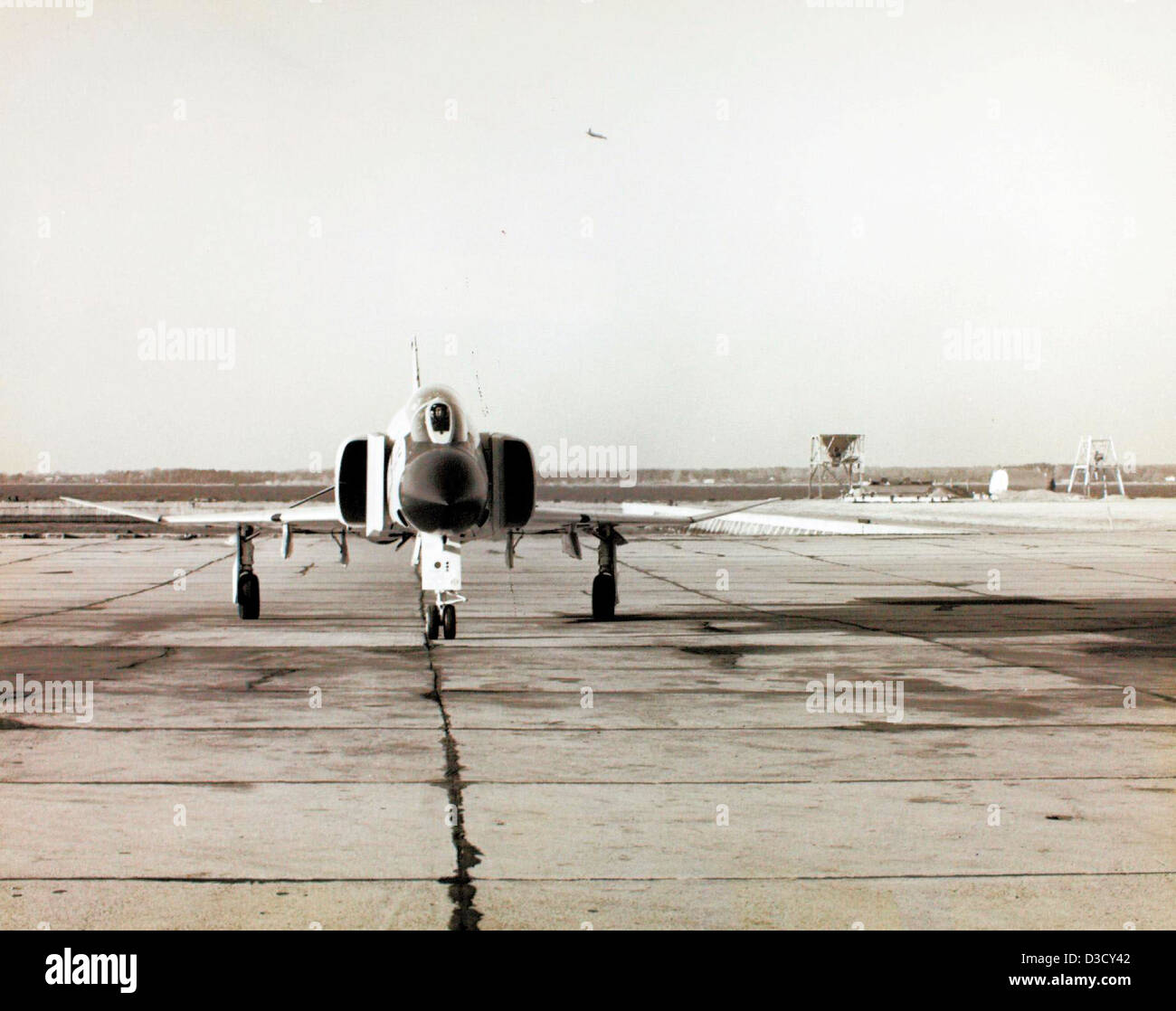 Two seat supersonic interceptor hi-res stock photography and images - Alamy