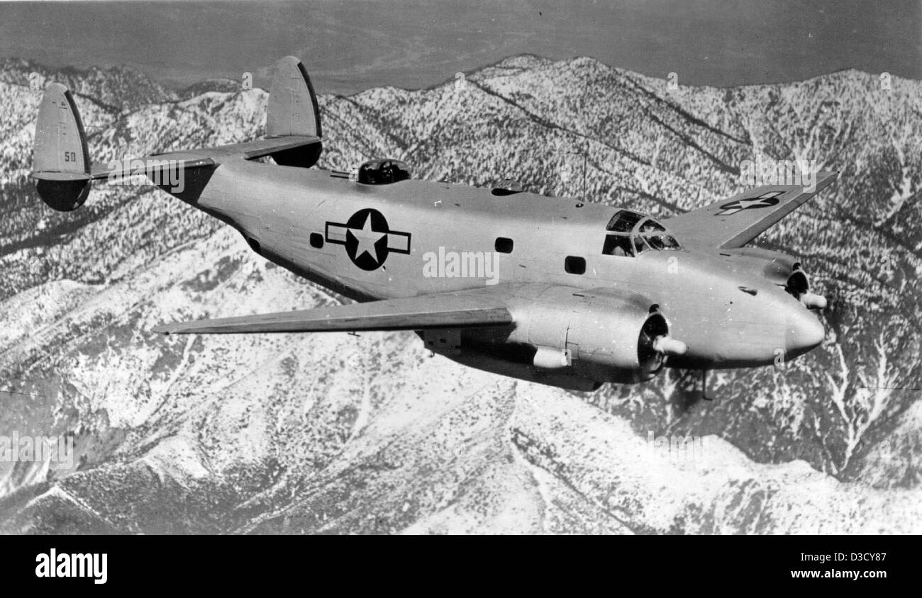 Lockheed vega aircraft Black and White Stock Photos & Images - Alamy