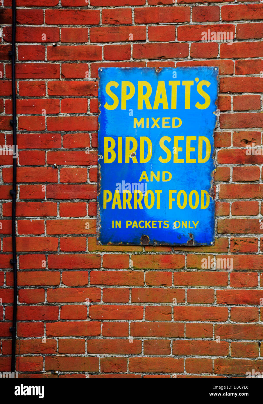 Old railway advertising hi-res stock photography and images - Alamy