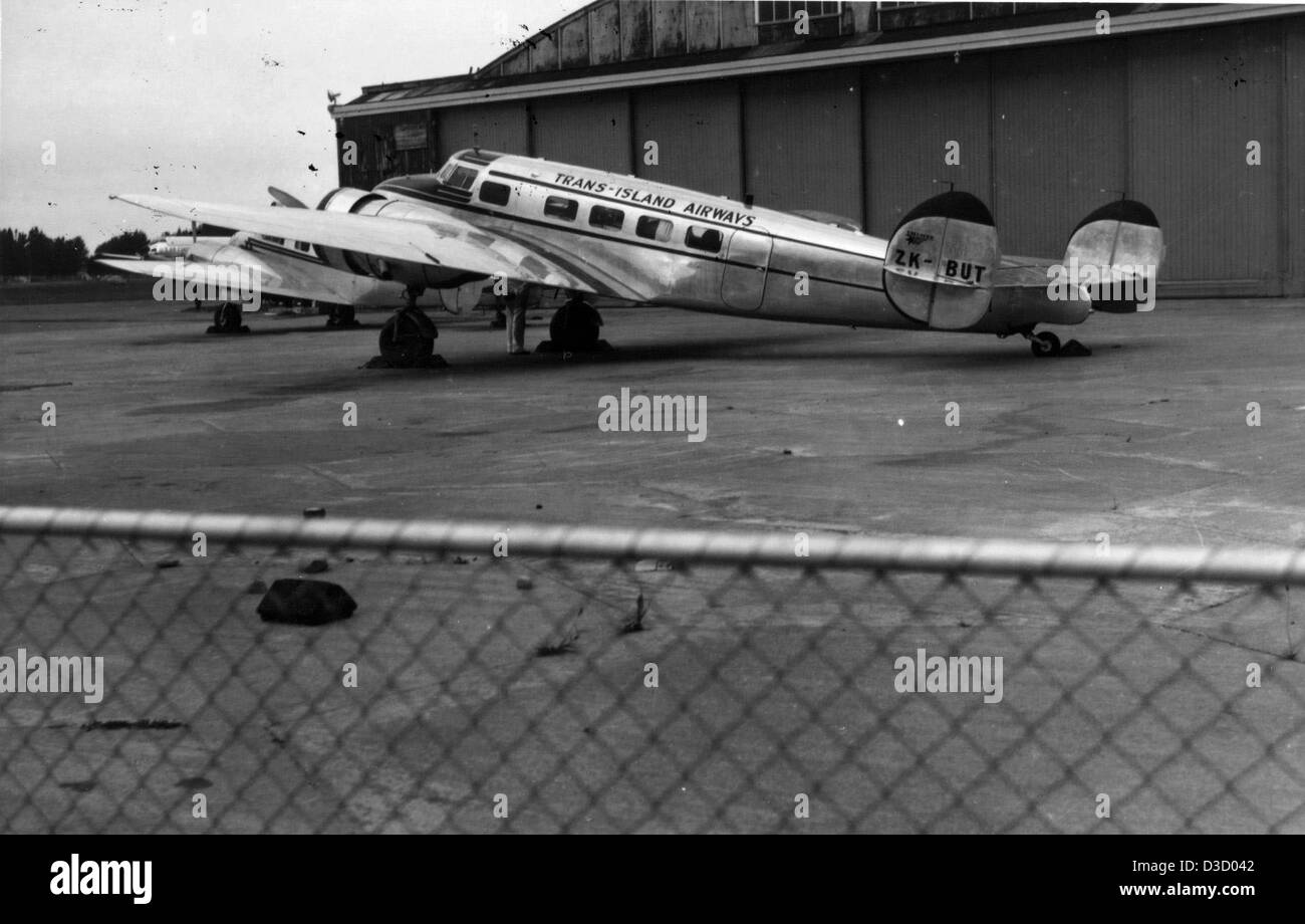 The Lockheed 10 Electra, shown in this photo, was a twin-engine ...