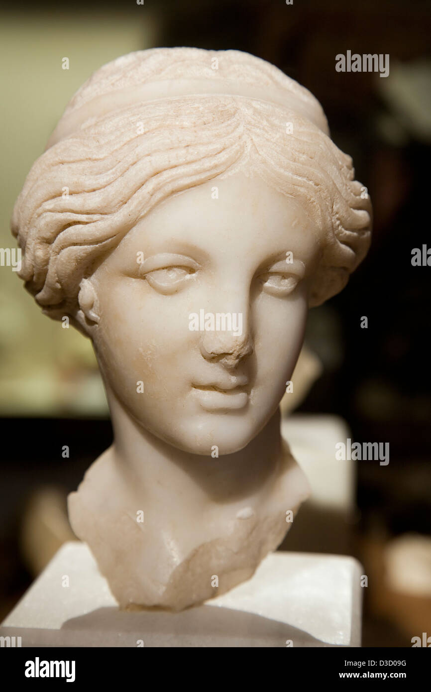 Pueblo venus hi-res stock photography and images - Alamy