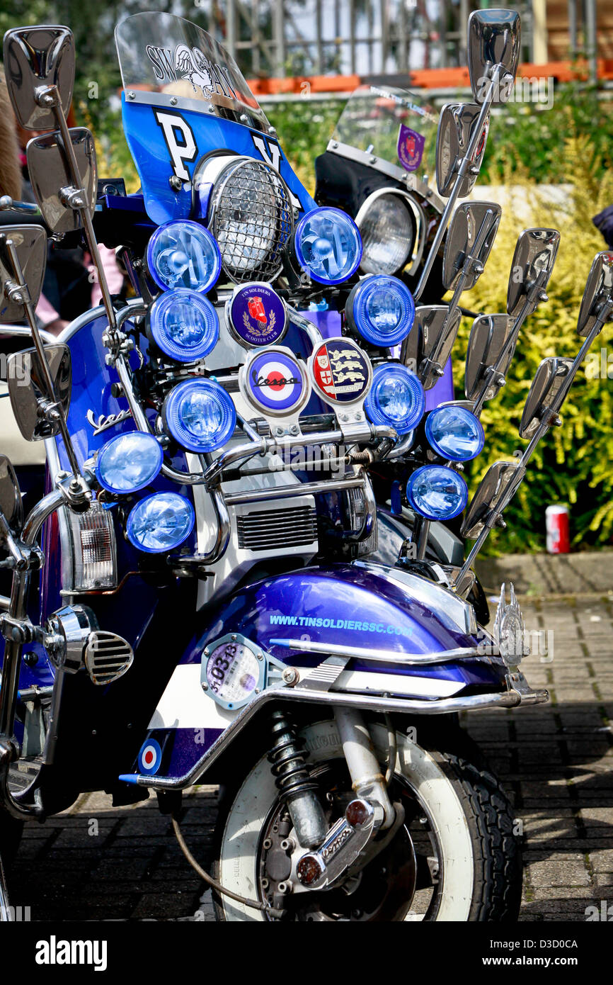 Mods scooter mirrors hi-res stock photography and images - Alamy