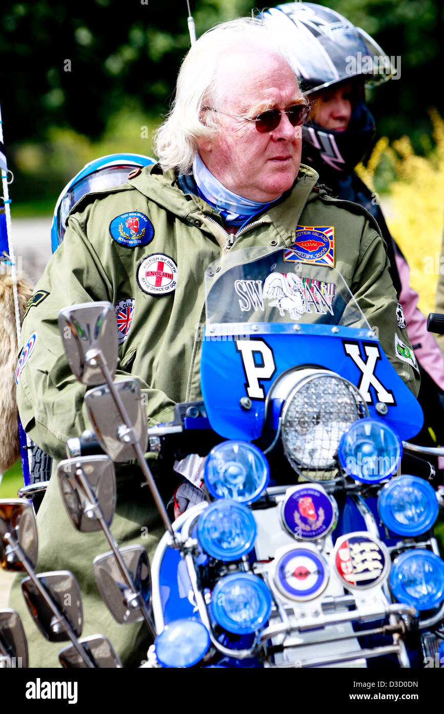 60s mod hi-res stock photography and images - Alamy