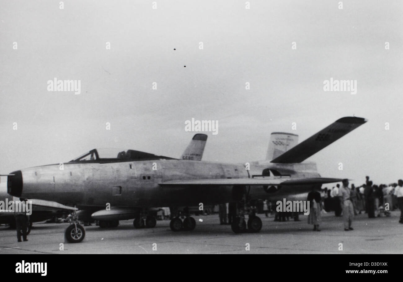 This photograph shows the Republic XF-91 Thunderceptor, a prototype jet ...