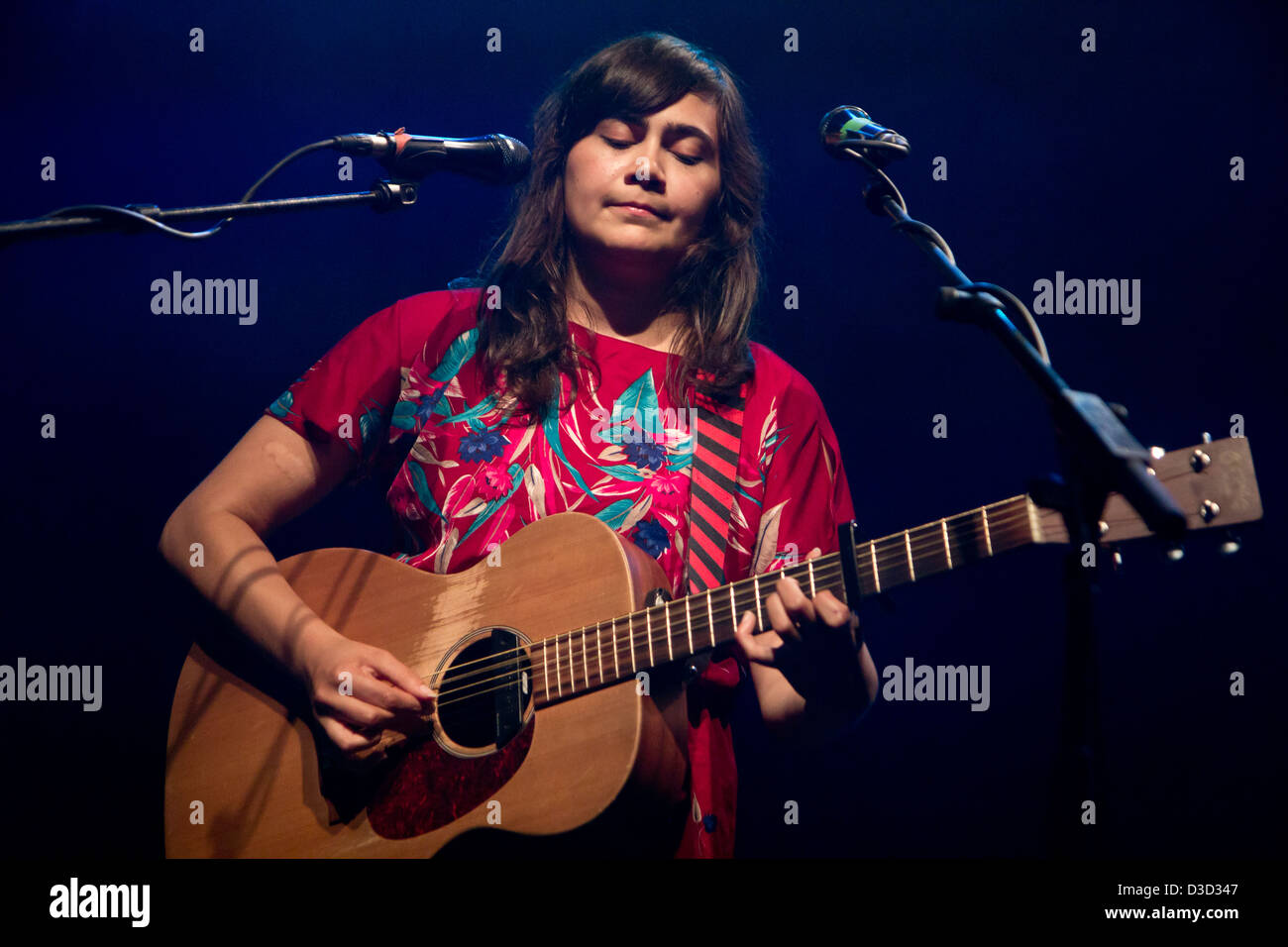 Icelandic singer hi-res stock photography and images - Alamy