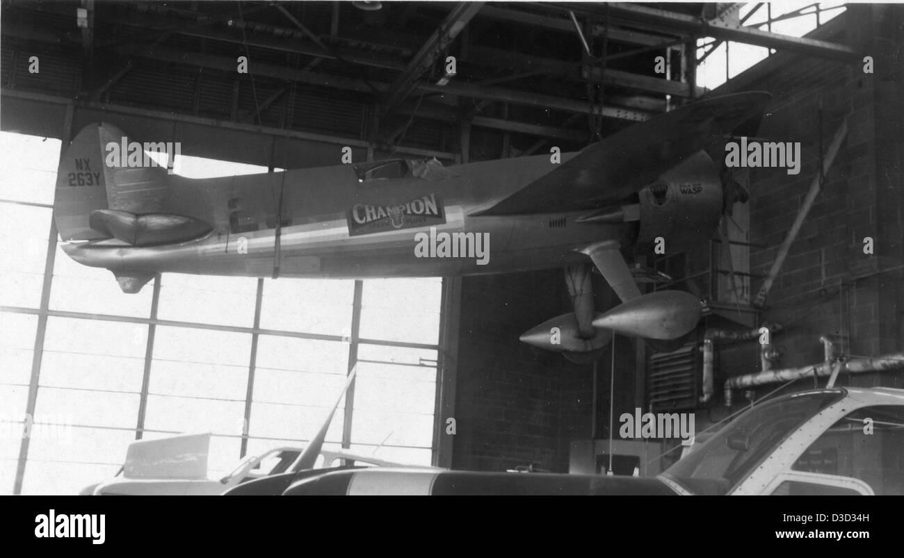 The Laird-Turner 14 (LTR-14) Ring Free Meteor, shown here, was a racing ...