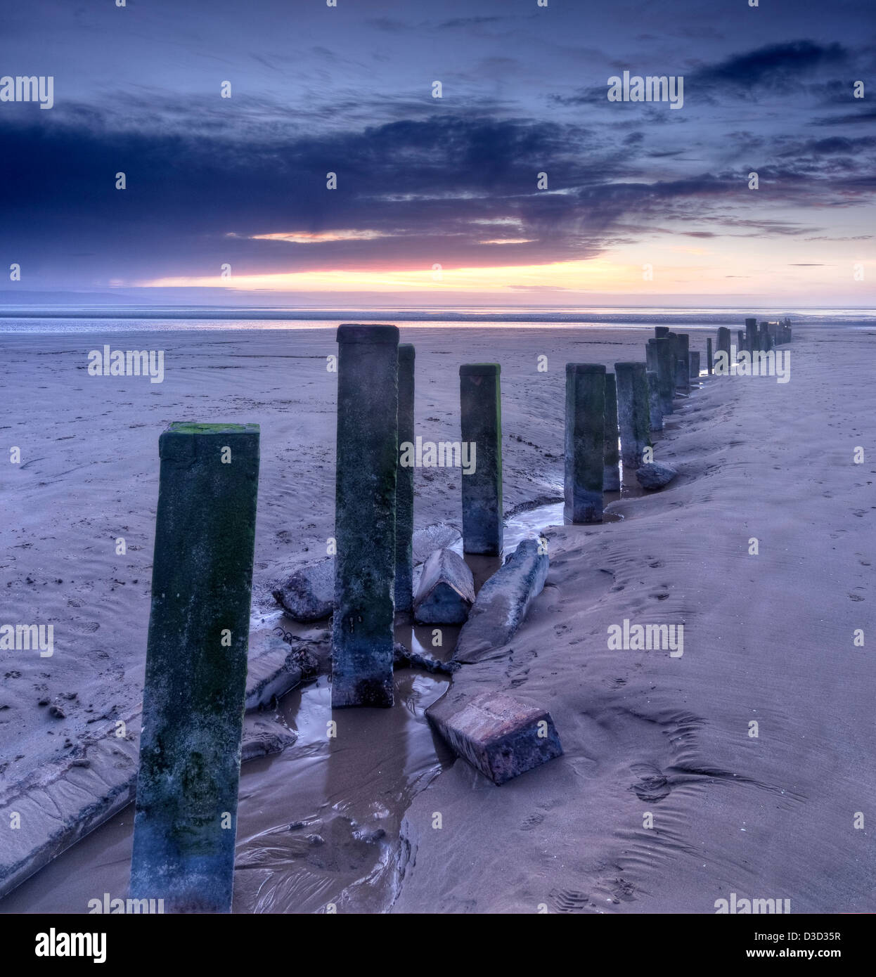 Groynes beach hi-res stock photography and images - Alamy