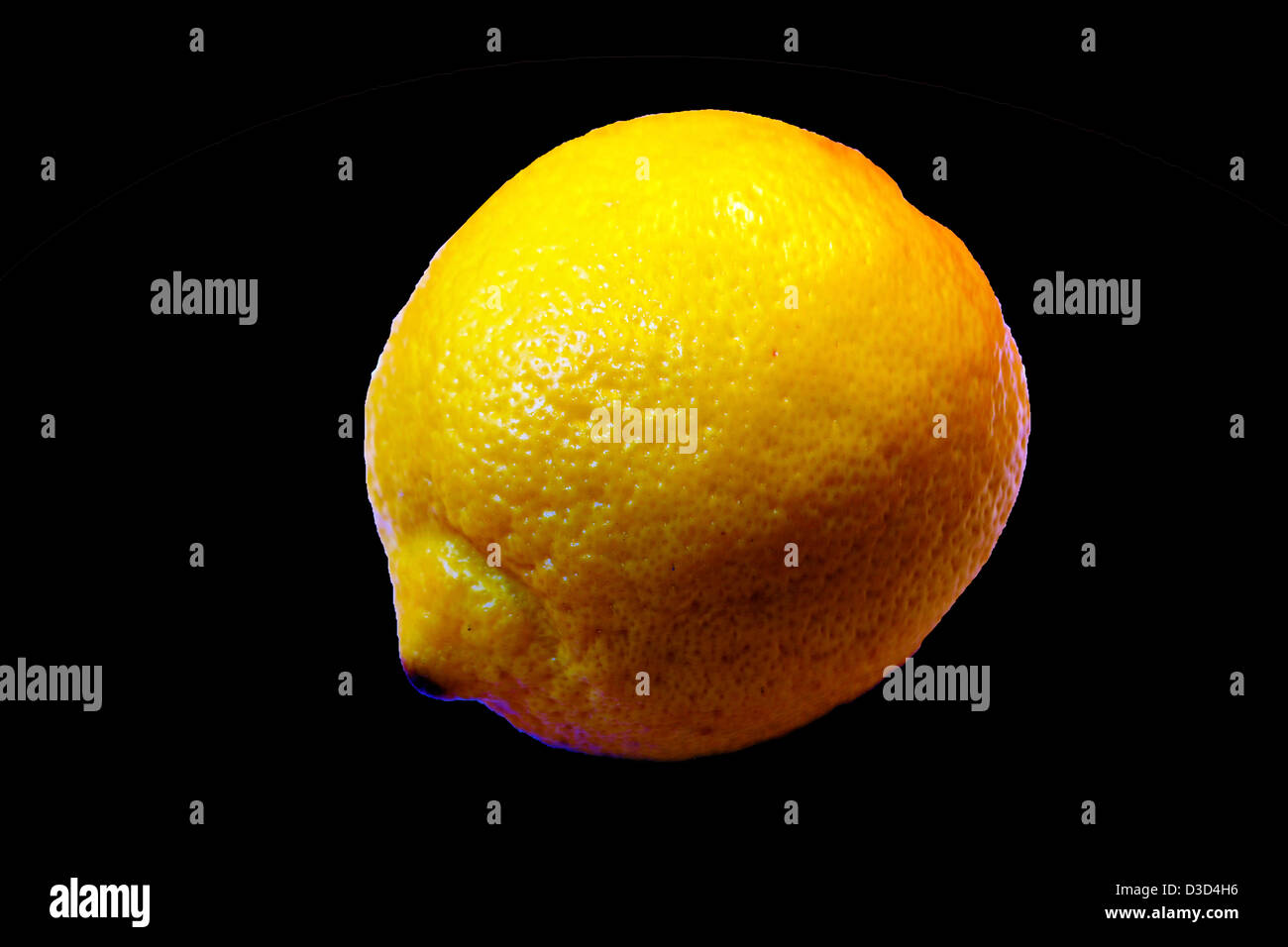 Whole lemon hi-res stock photography and images - Alamy