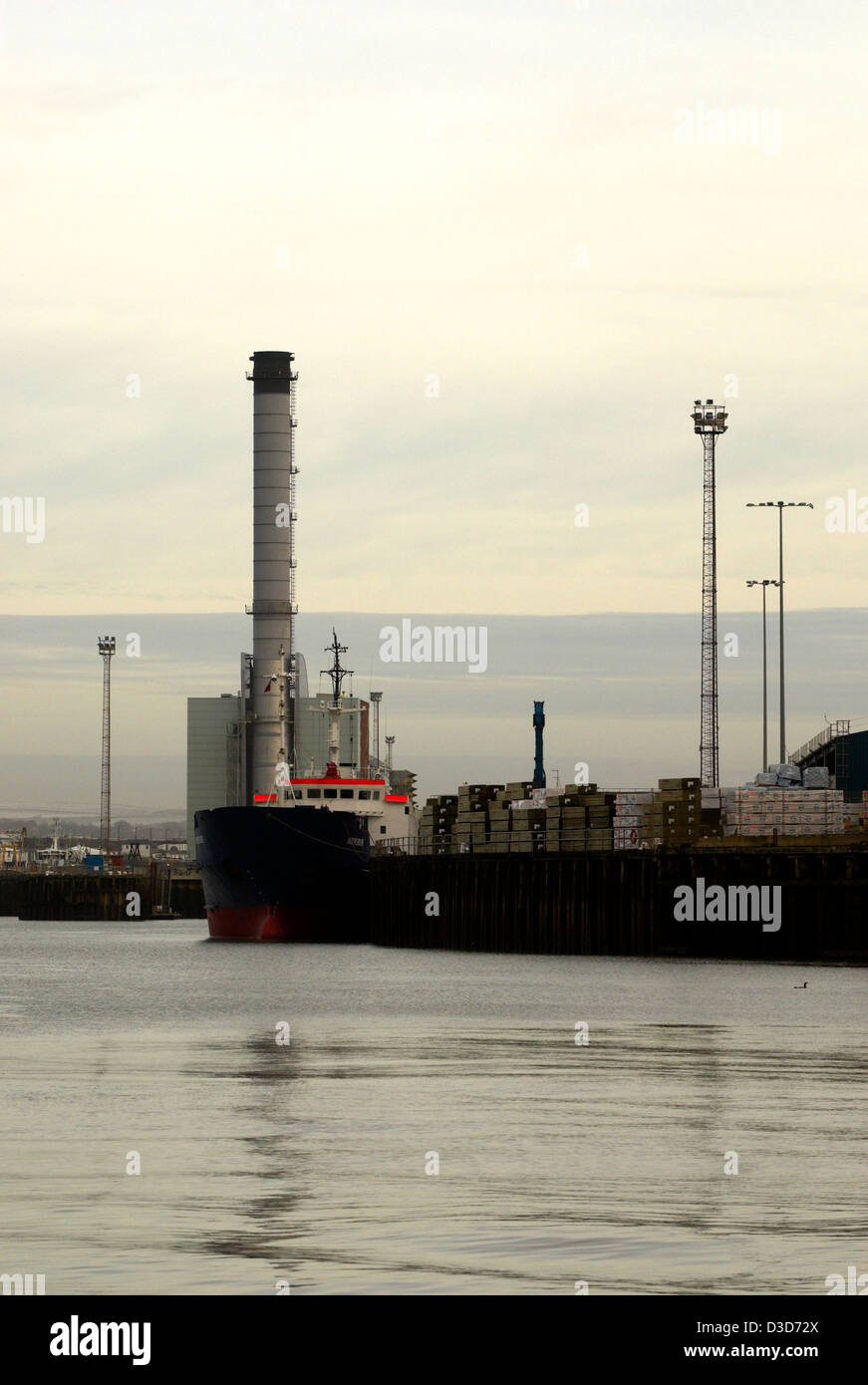 Shoreham harbour docks hi-res stock photography and images - Alamy