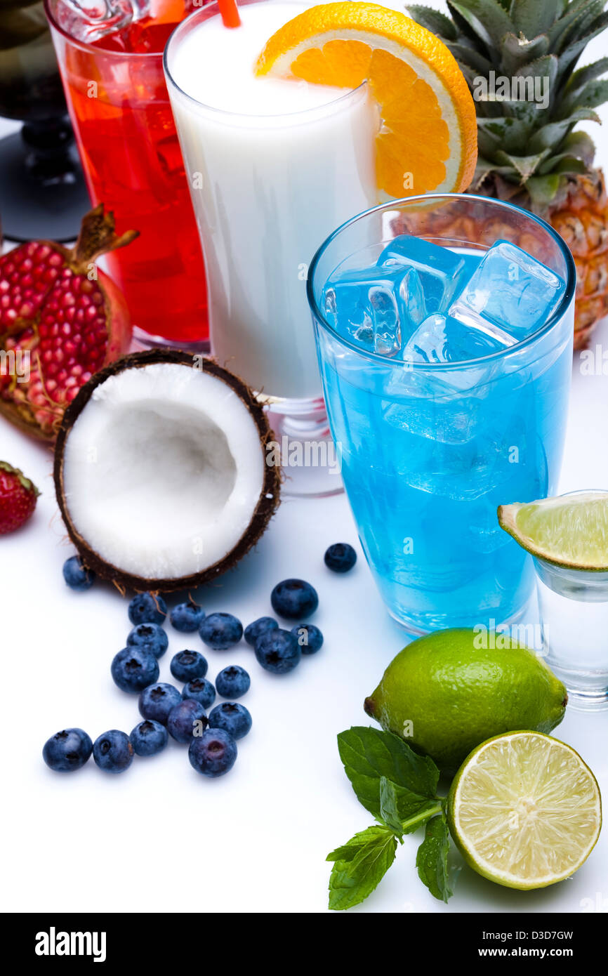 Cocktails, alcohol drinks on white background Stock Photo - Alamy