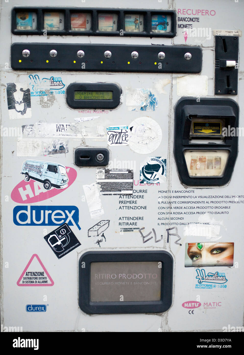 Durex vending machine on the sidewalk in Venice Italy Stock Photo - Alamy