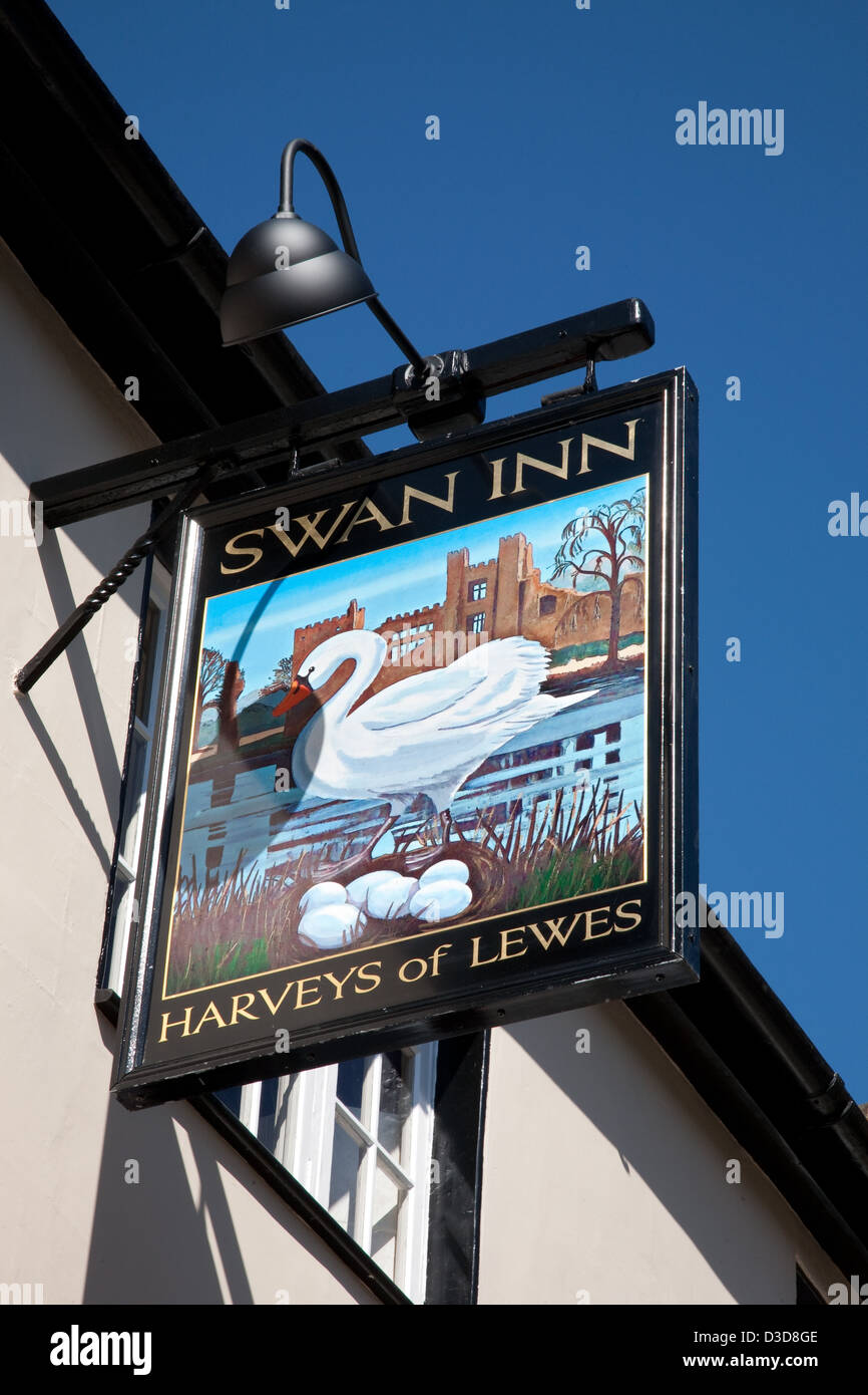 Swan Inn Pub Sign, Midhurst, West Sussex, England Stock Photo - Alamy