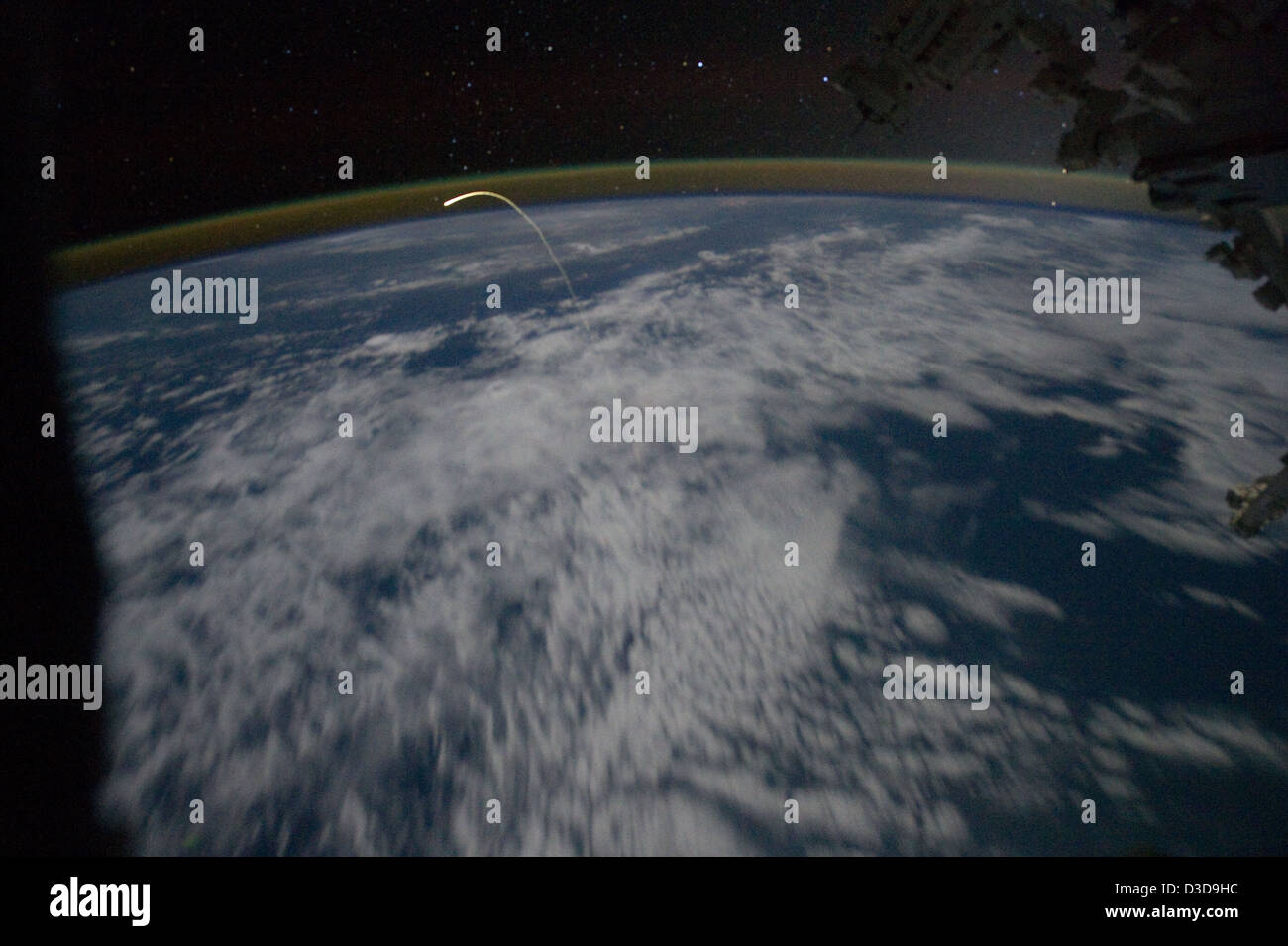 Atlantis Goes Home: The Series (NASA, International Space Station, 07 ...