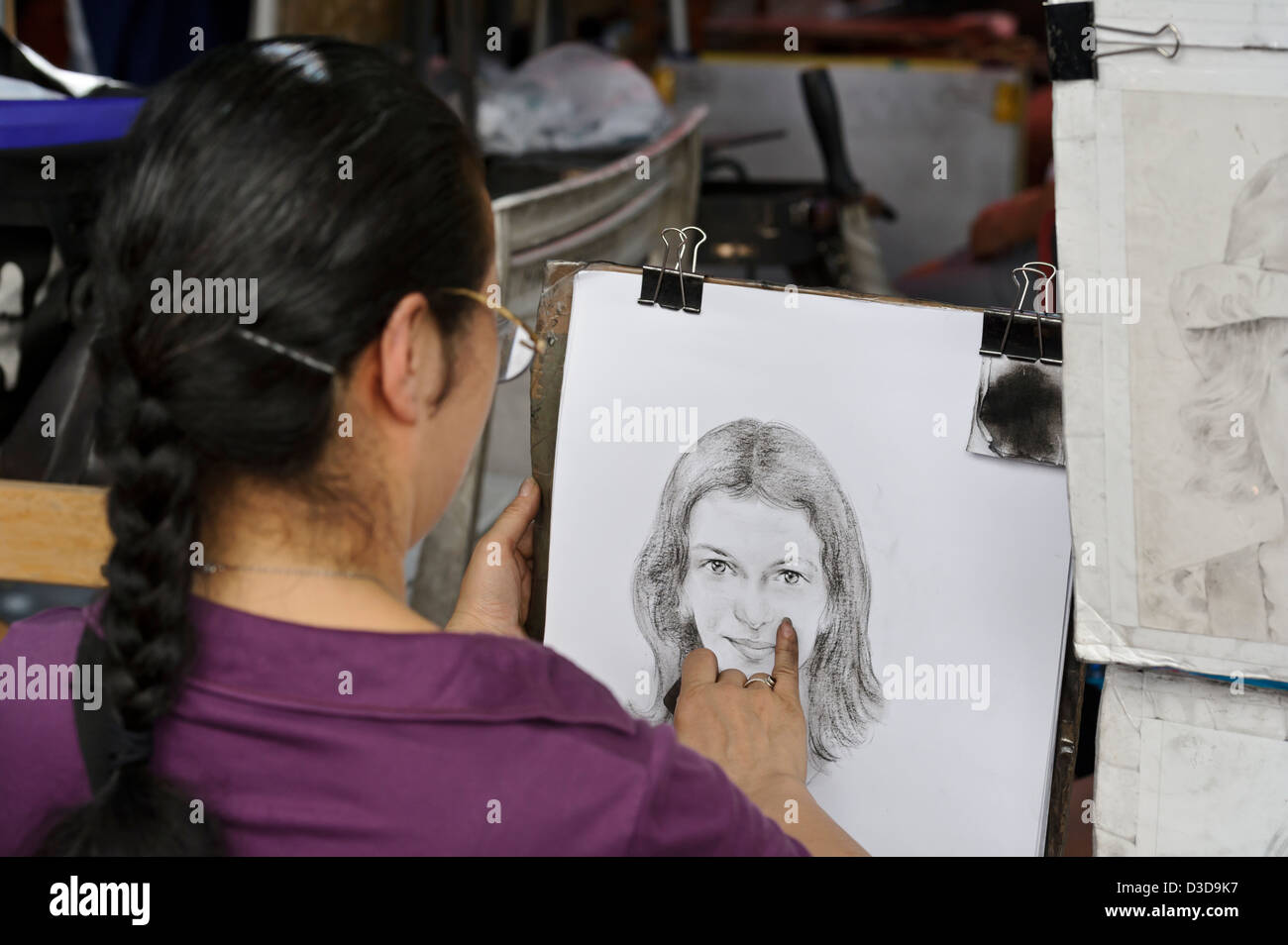 Artist at work in the 'Artist Quarters' in Montmartre, Paris, France ...
