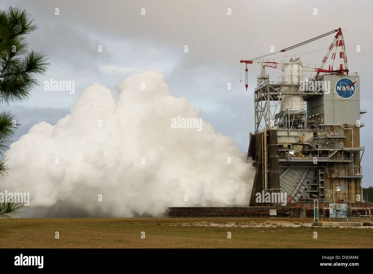 J-2X Rocket Engine Last Test of 2011 (NASA, J-2X, 12/14/11 Stock Photo ...
