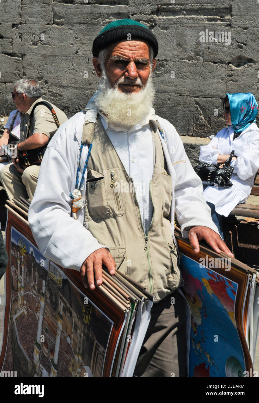 Portrait elderly turkish man hi-res stock photography and images - Alamy
