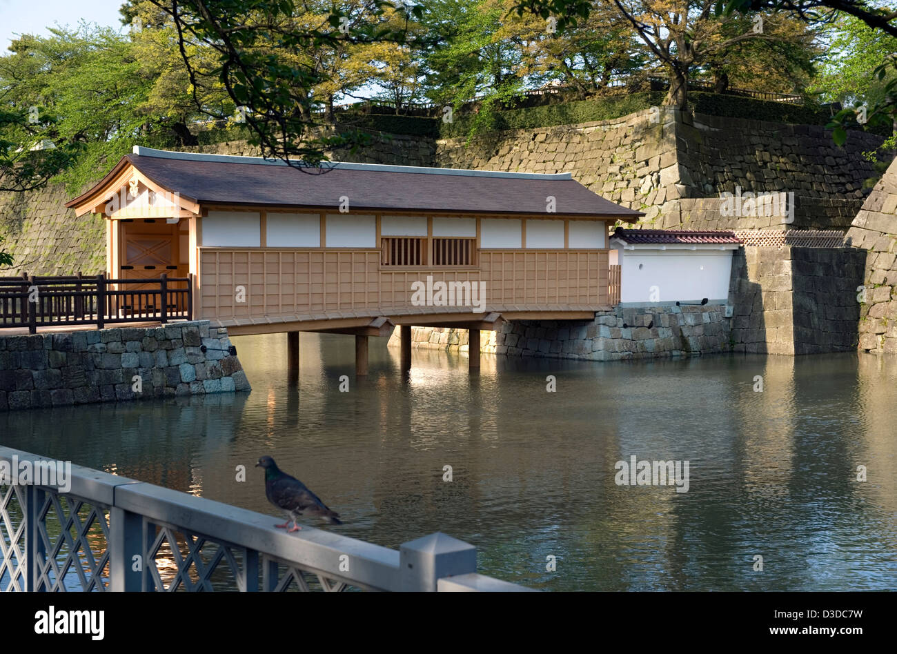 Traditional japanese bridges hi-res stock photography and images - Alamy