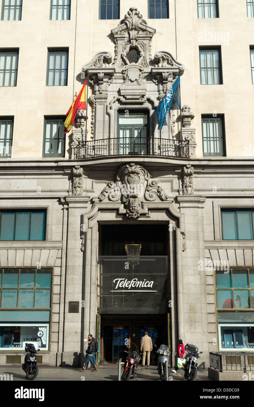 Telefonica building on Gran Via, Madrid, Spain Stock Photo - Alamy