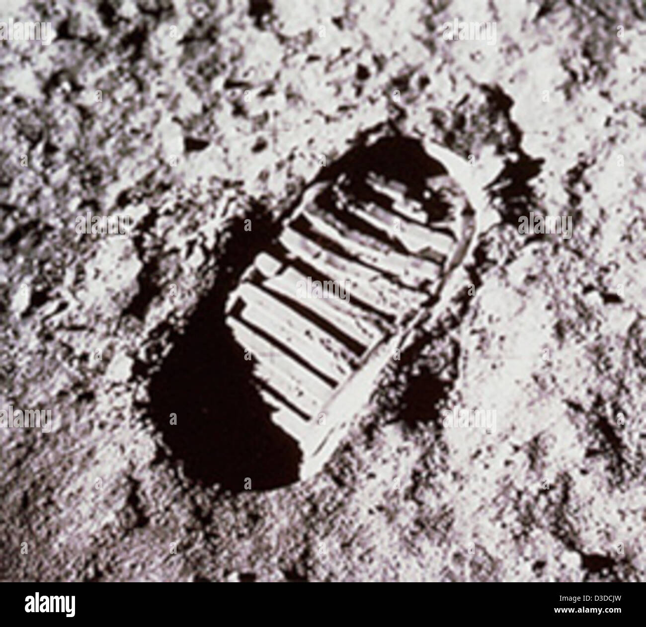 Neil Armstrong’s iconic footprint on the Moon, captured by NASA’s ...