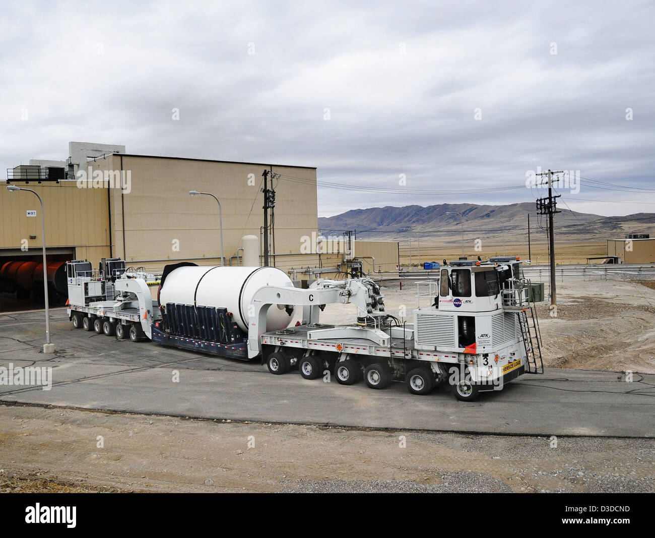 SLS Qualification Motor Prepared for Testing (NASA, Space Launch System ...