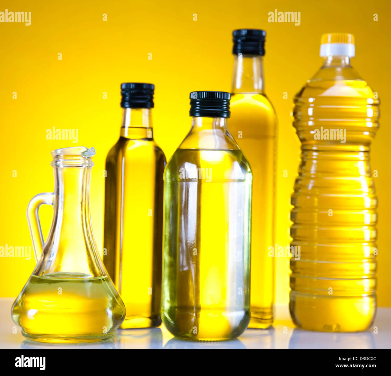 Extra virgin olive oil Stock Photo - Alamy