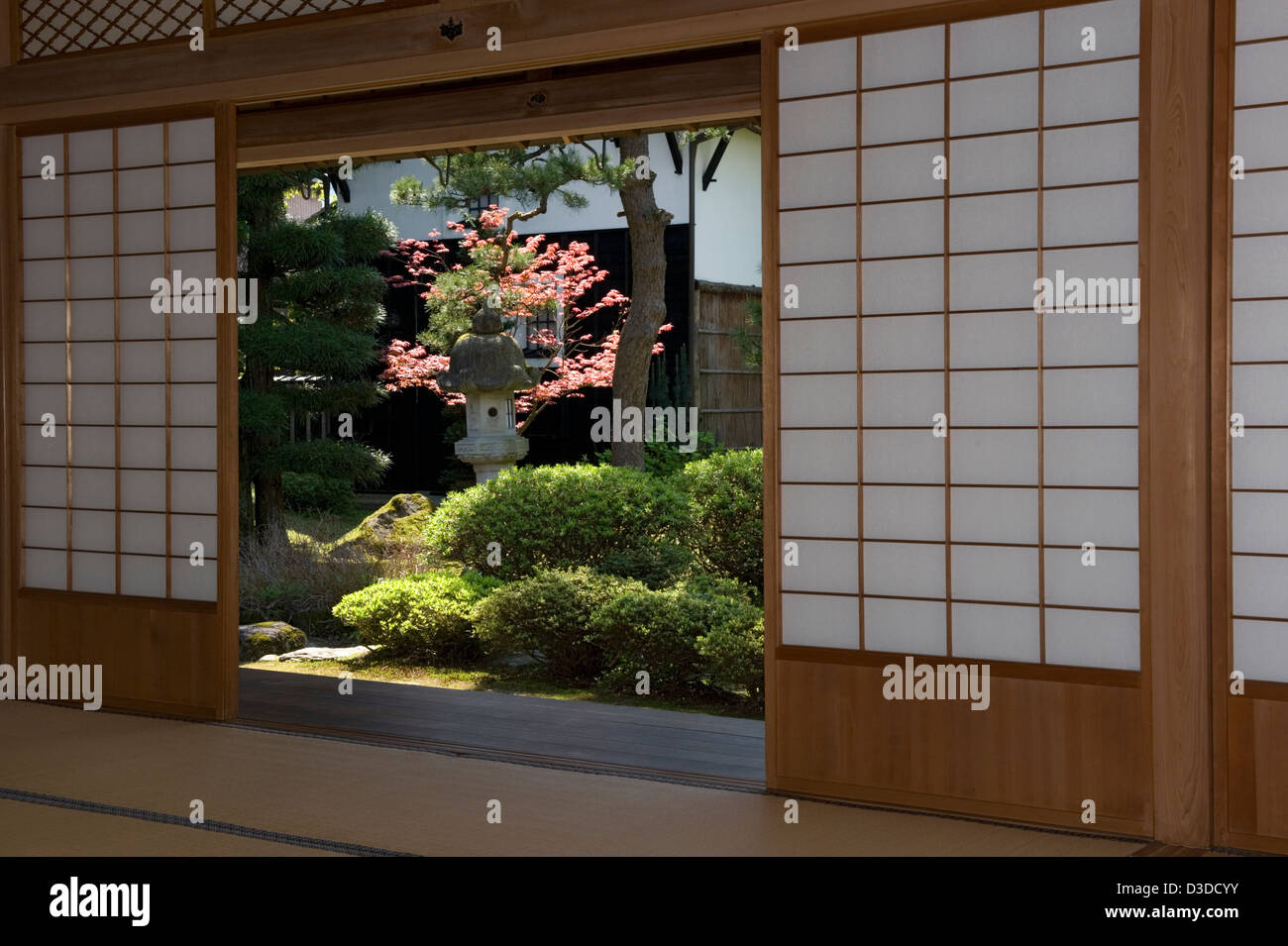 Japanese screens hi-res stock photography and images - Alamy