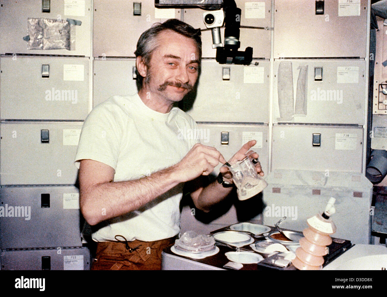 Skylab united states first hi-res stock photography and images - Alamy