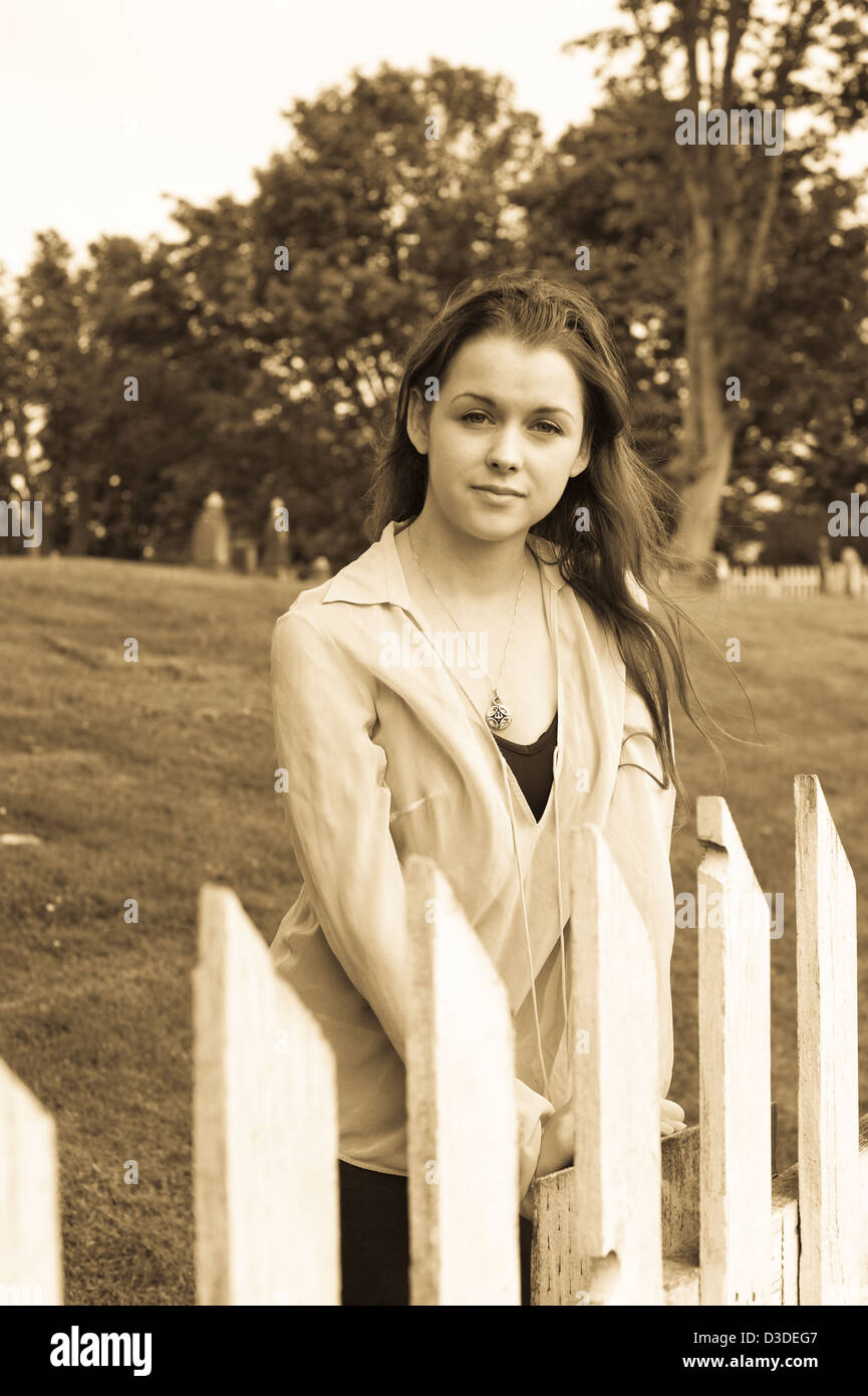 Girl in cemetery hi-res stock photography and images - Alamy
