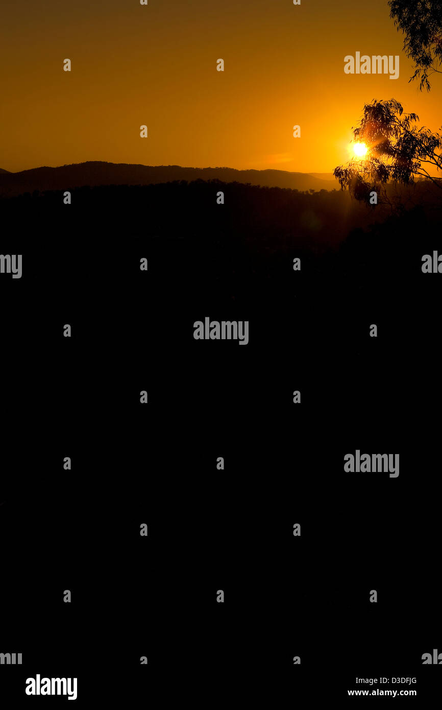 Sunsetting over land hi-res stock photography and images - Alamy