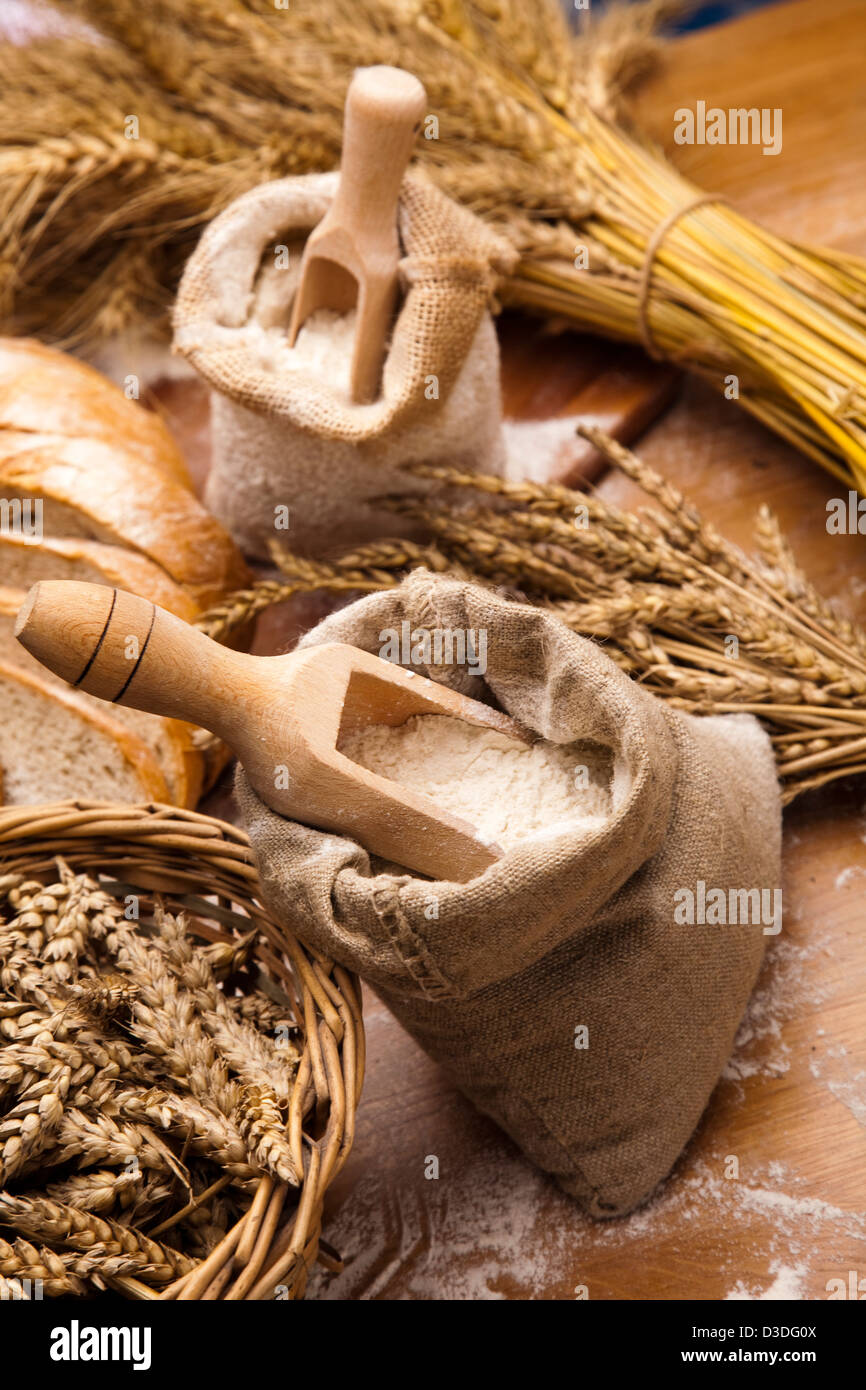 Variety of whole wheat bread Stock Photo - Alamy