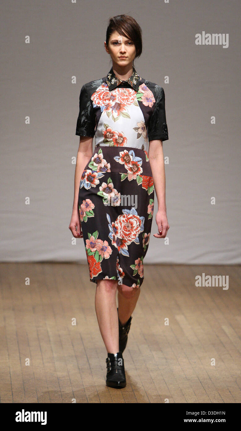 Clements Ribeiro A/W 2013/14 collection during London Fashion Week ...