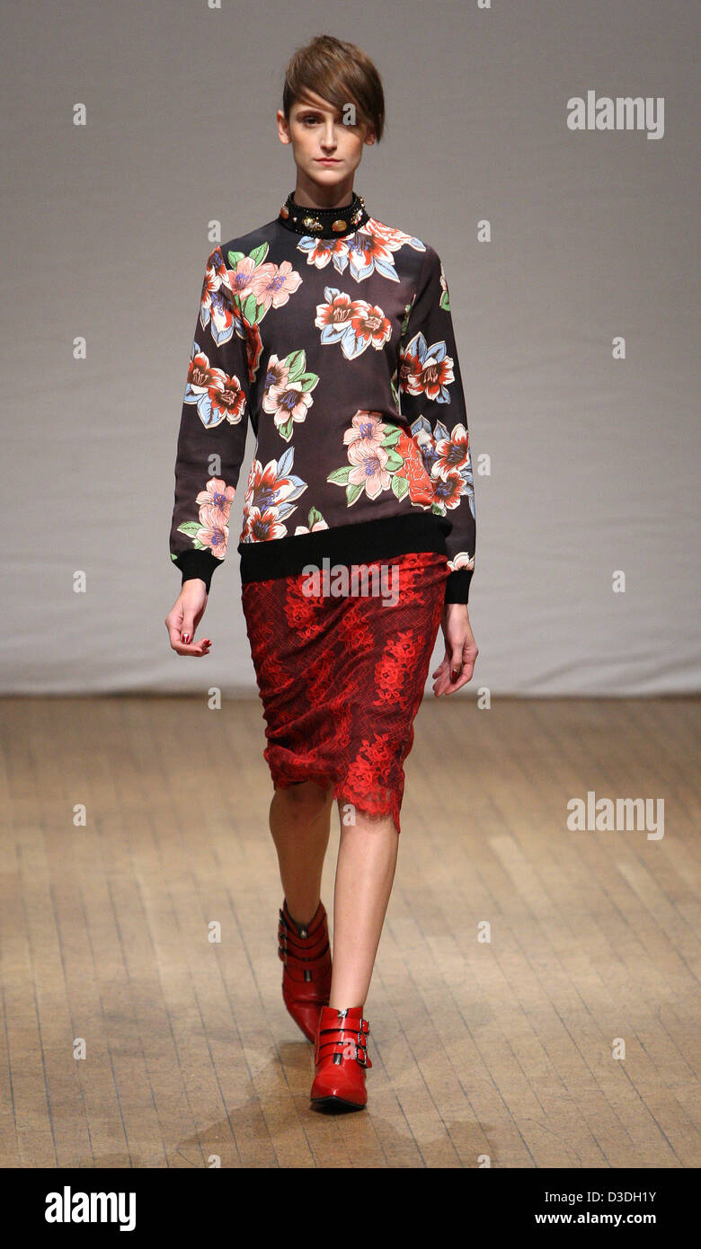 Clements Ribeiro A/W 2013/14 collection during London Fashion Week ...