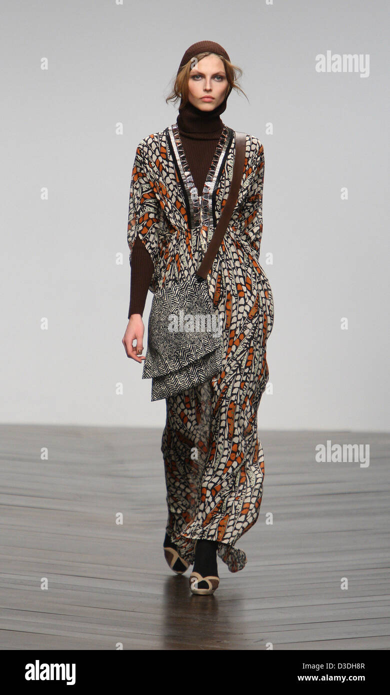 Issa London A/W 2013/14 collection shown during London Fashion Week at ...