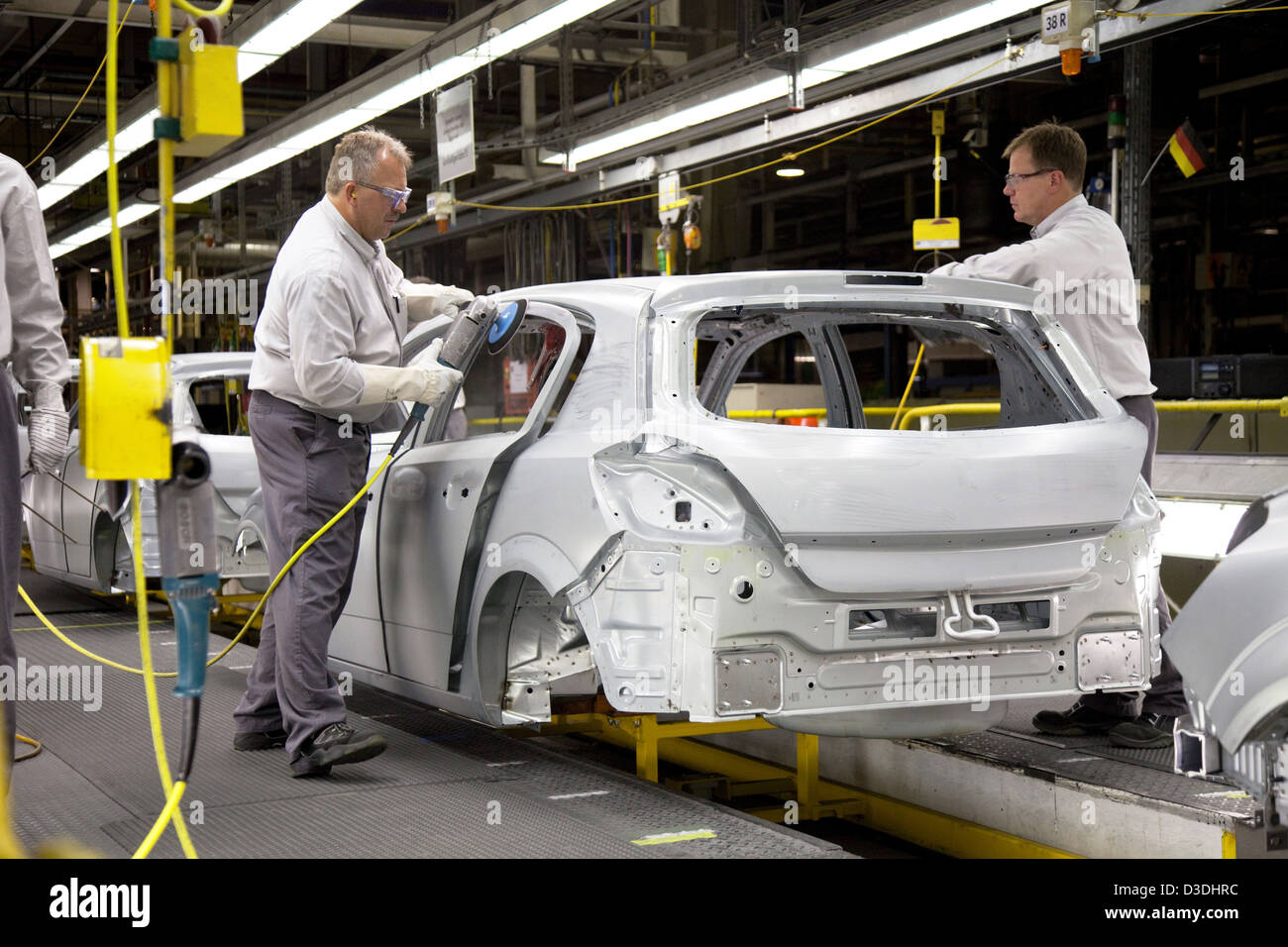 Car Production Plant High Resolution Stock Photography and Images - Alamy