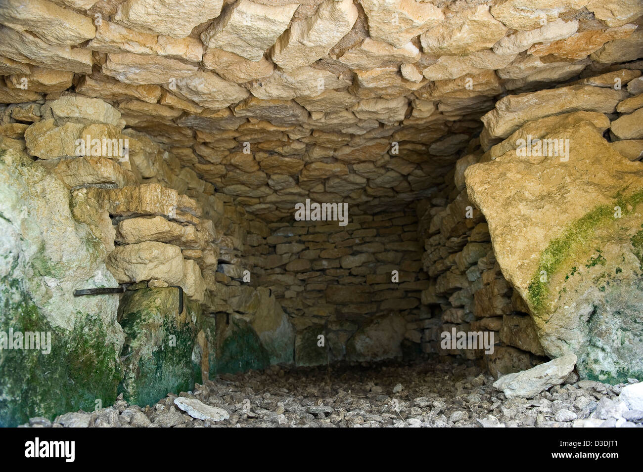 Belas Knap Neolithic chambered long barrow near Winchcombe ...