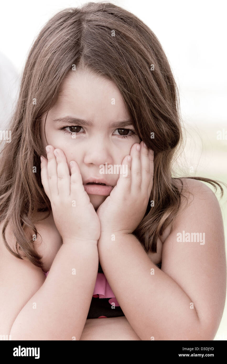 Startled girl hi-res stock photography and images - Alamy